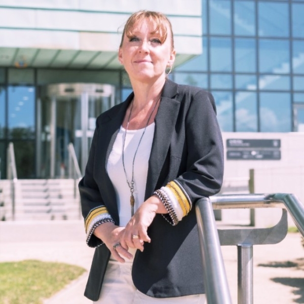 Dr. Eva Kelly – KENX